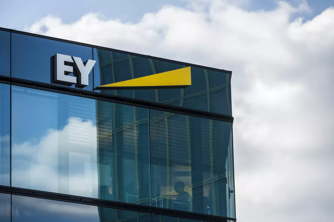 EY officialise son projet de scission entre audit et conseil | Agefi.com