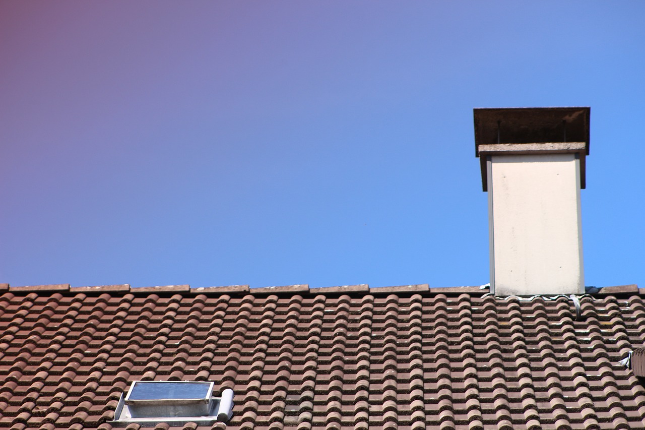 Le ramonage est une opération obligatoire pour diverses raisons