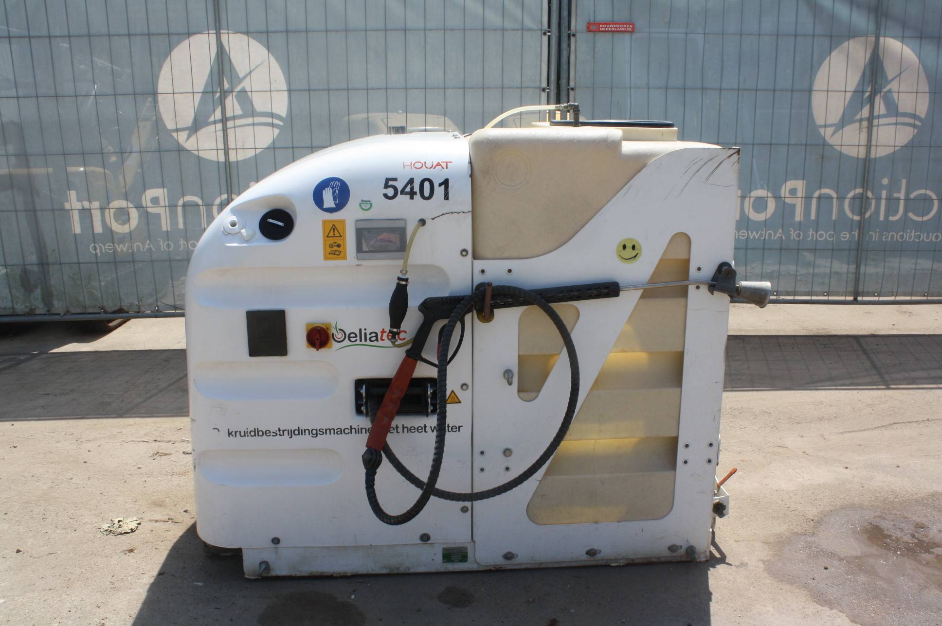 Weed control machine Oeliatec Houat Electric 2018 | AuctionPort