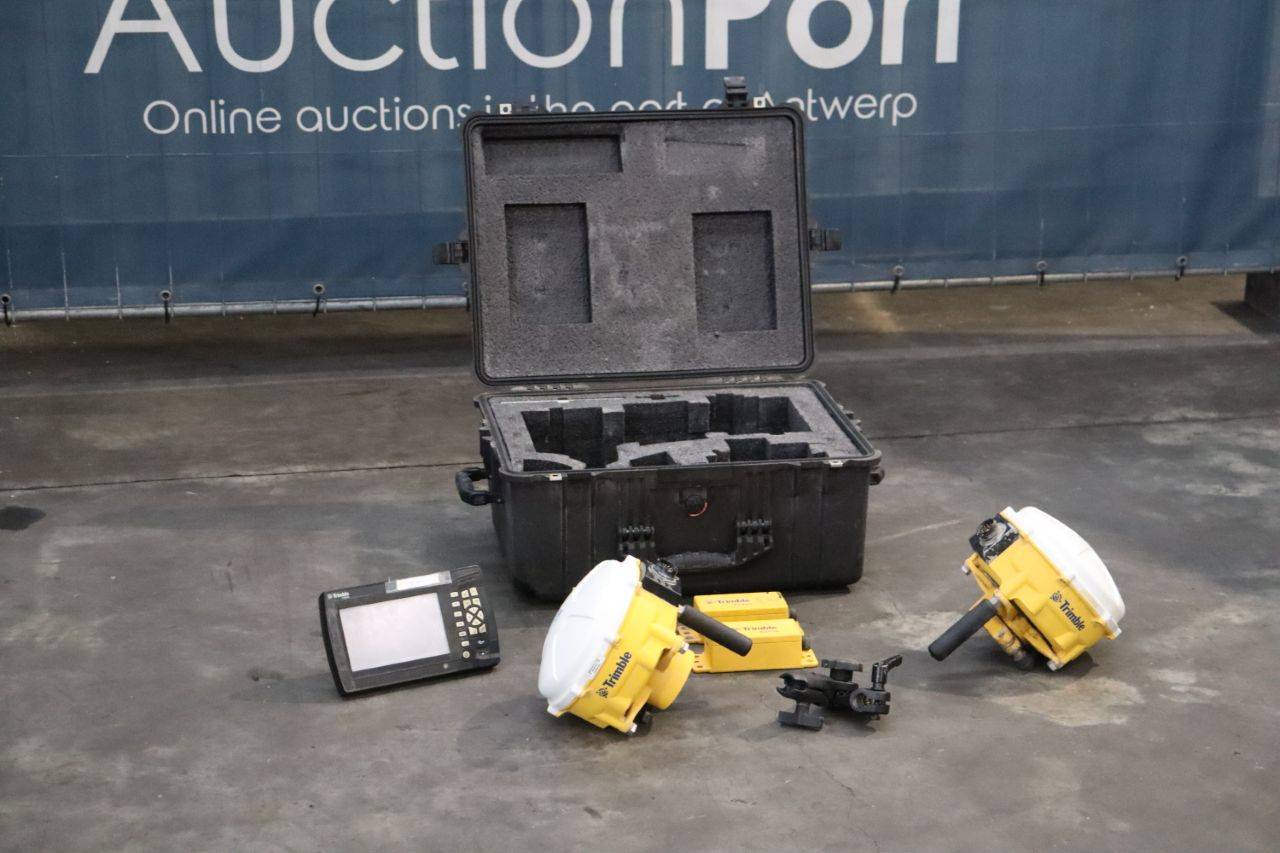 Machinebesturingssysteem Trimble GCS900 veiling | AuctionPort