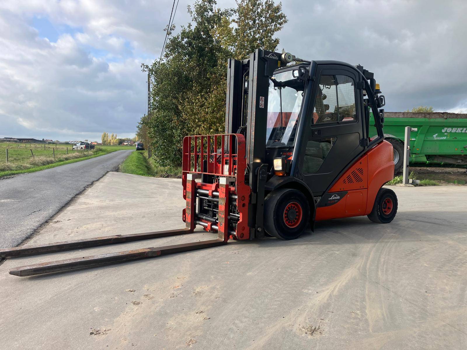 Chariot élévateur Linde H35T-02 GPL 3500 kg 2016 enchère | Auc...