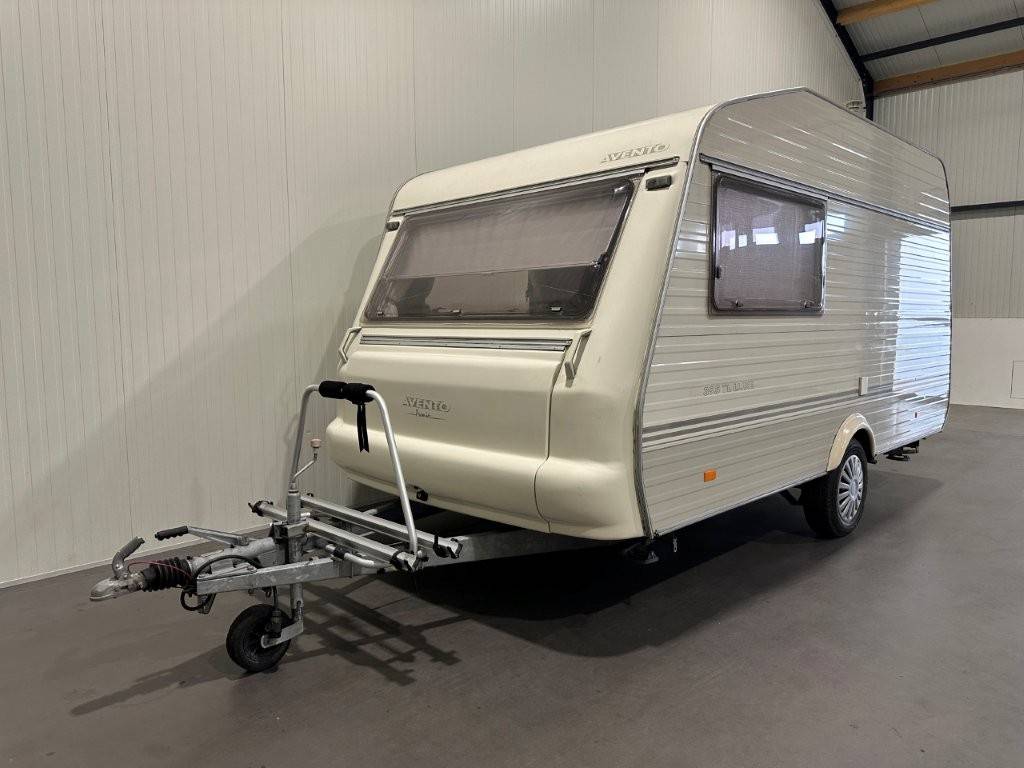 Caravan Avento 395 TL Deluxe, Gran Turismo 1995 (Marge) veilin...