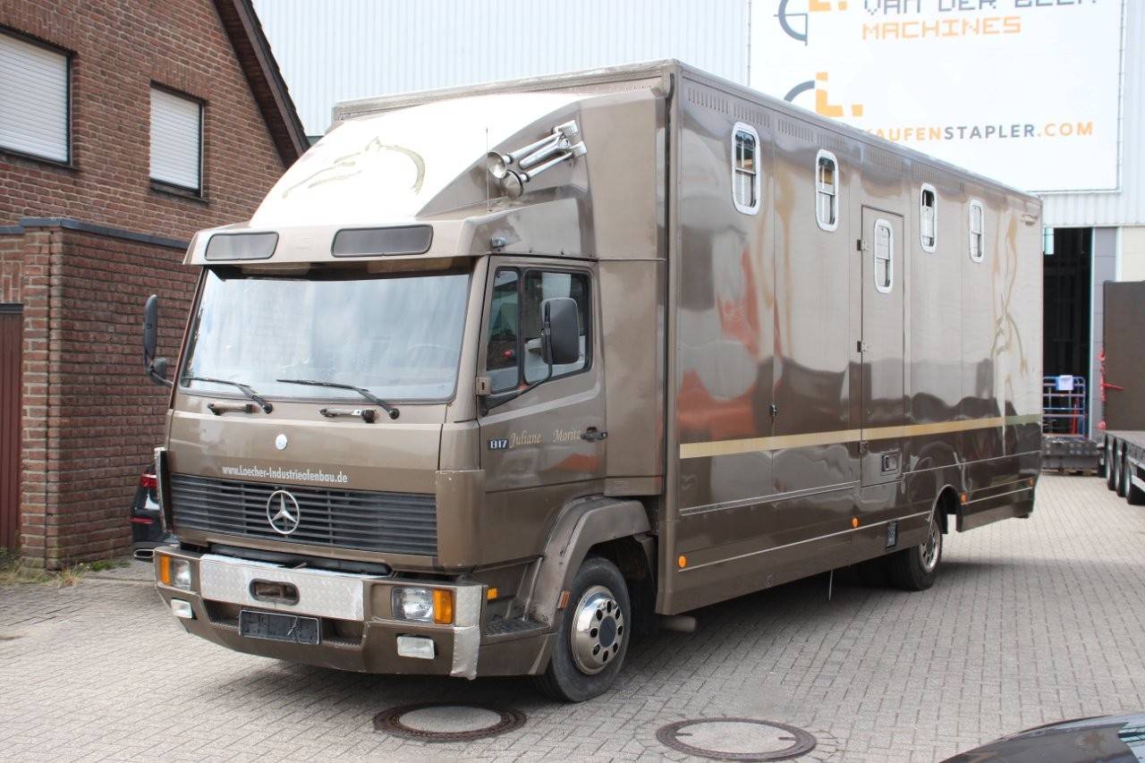 Paardenvrachtwagen Mercedes-Benz 817 Diesel (Marge) veiling