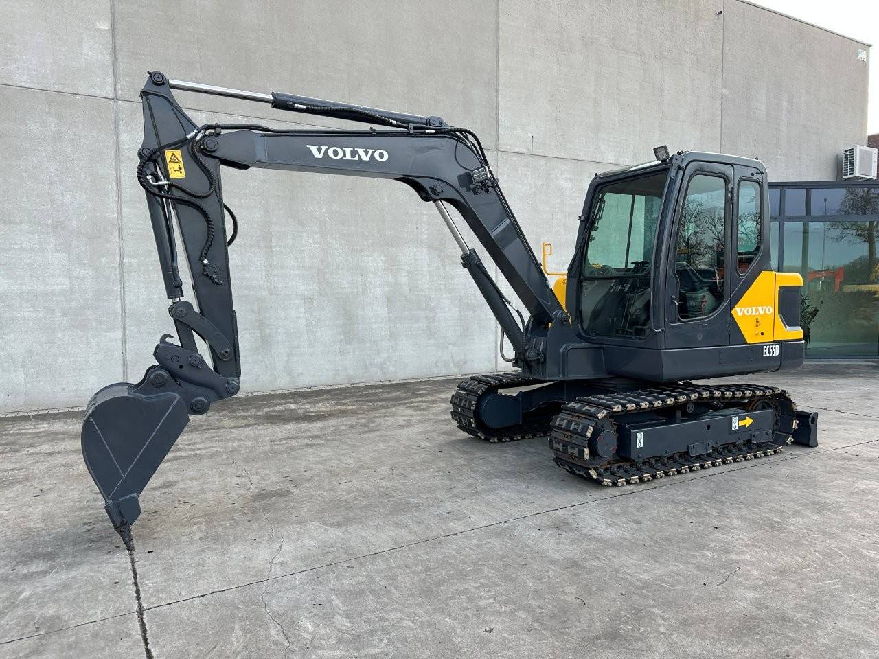 Midi excavator Volvo EC55D Diesel 2017 | AuctionPort