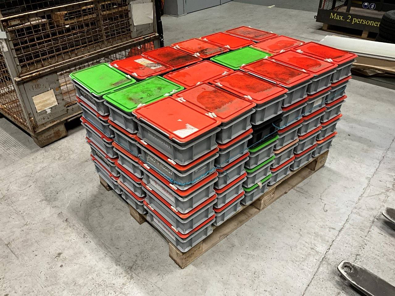 Partij magazijnbakken Engels 80stuks veiling | AuctionPort