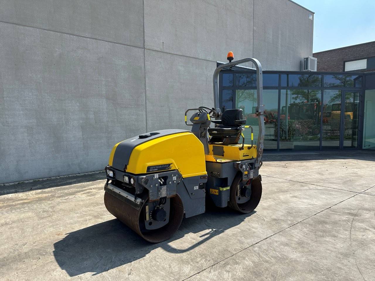 Tandem roller Dynapac CC1200 Diesel 26.1kW 2017 | AuctionPort