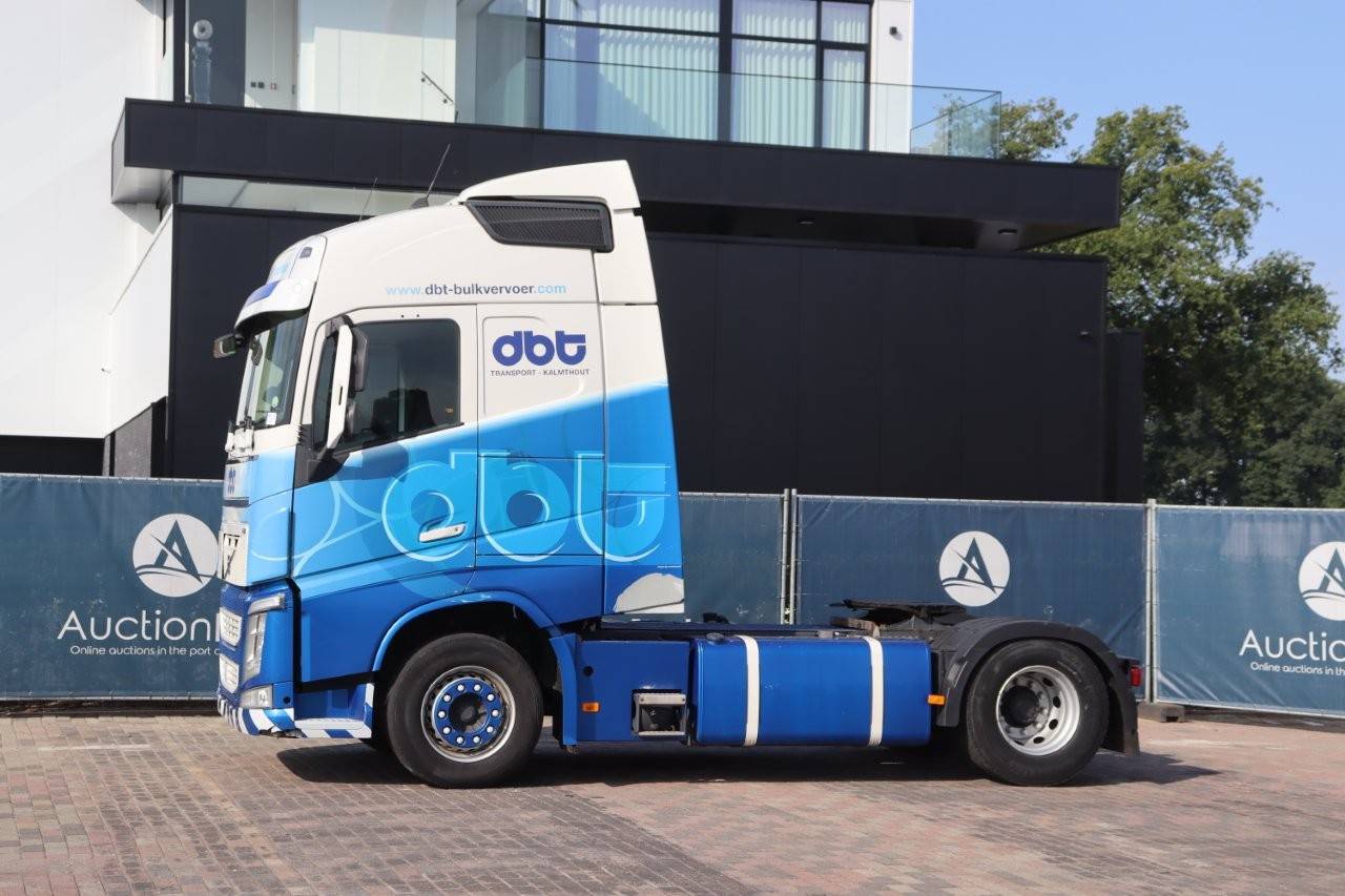 Chassis Cabin Volvo FH Diesel 2016 | AuctionPort