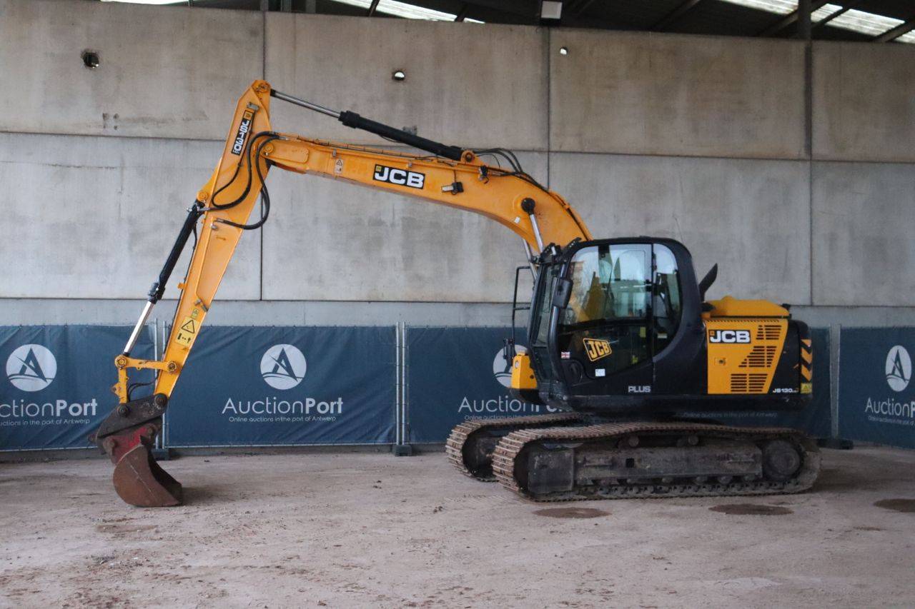 Rupsgraafmachine JCB JS130LC Diesel 81kW 2018 veiling | Auctio...