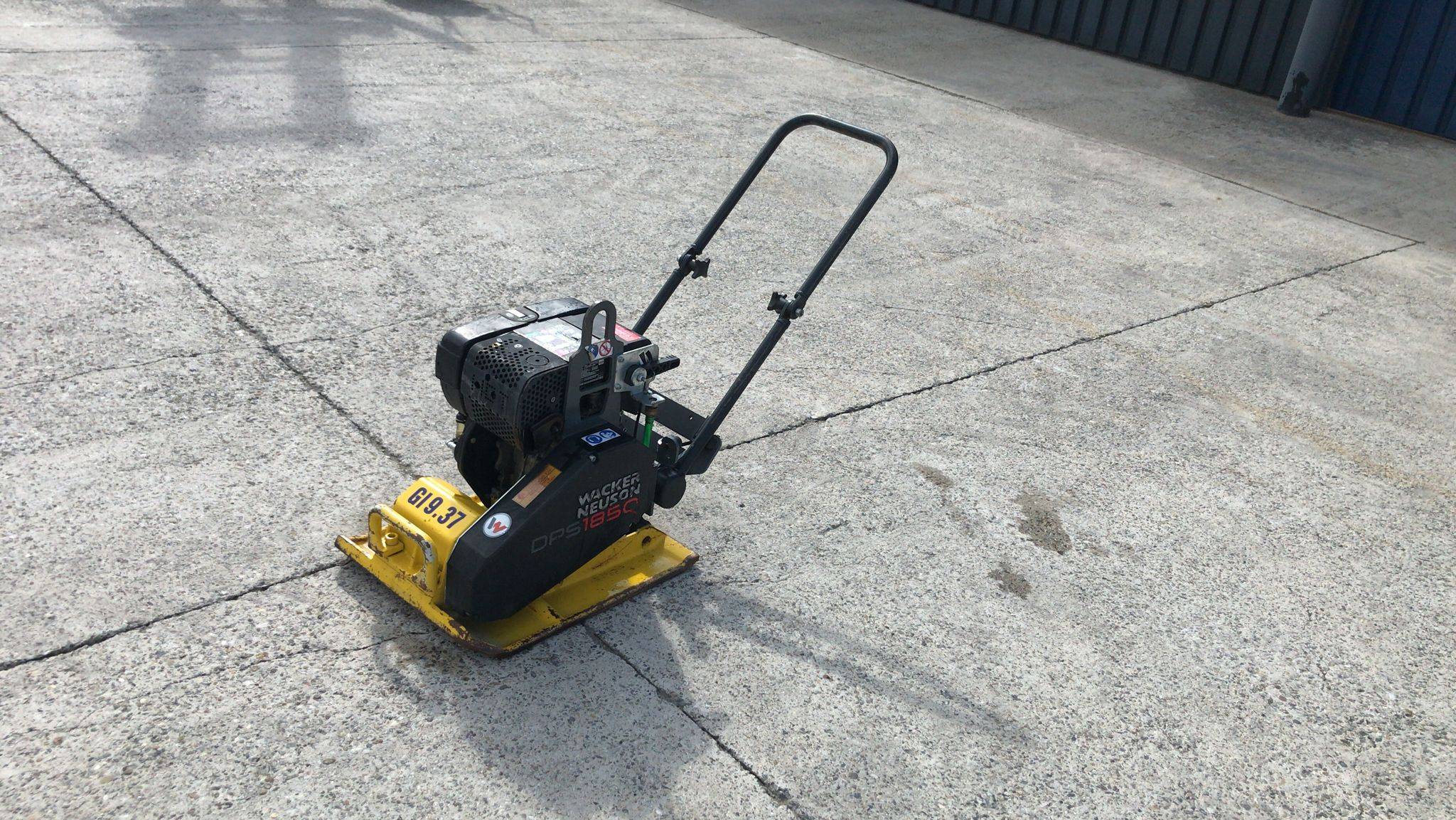 Trilplaat Wacker Neuson DPS 1850Hb Benzine 2020 veiling | Auct...