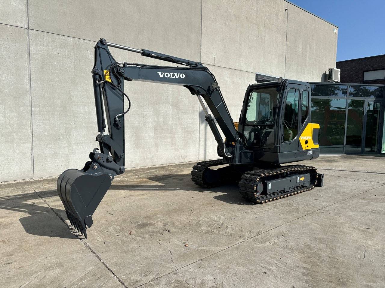 Pelle sur chenilles Volvo EC55D Diesel 36,5 kW 2016 enchère