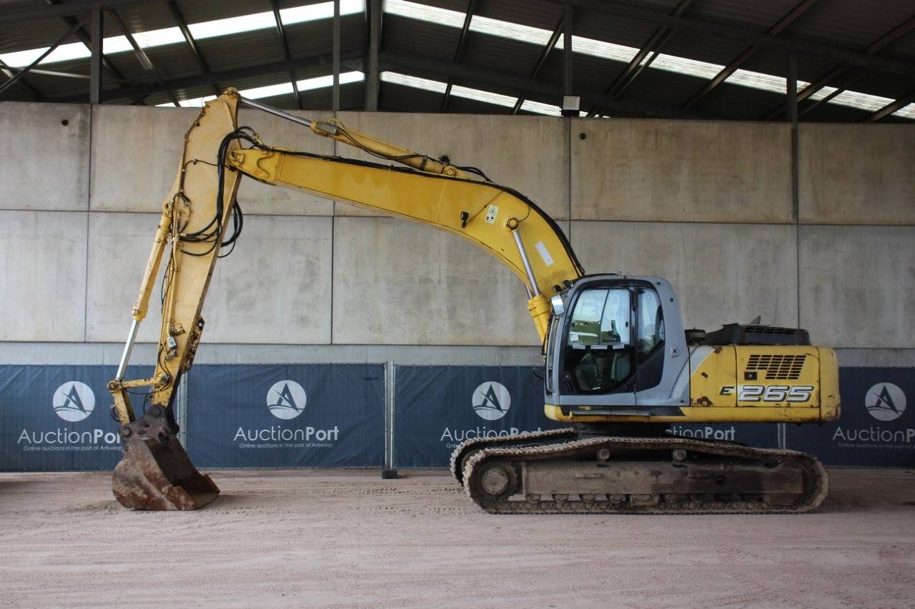 Rupsgraafmachine New Holland E265 Diesel 2007 veiling | Auctio...