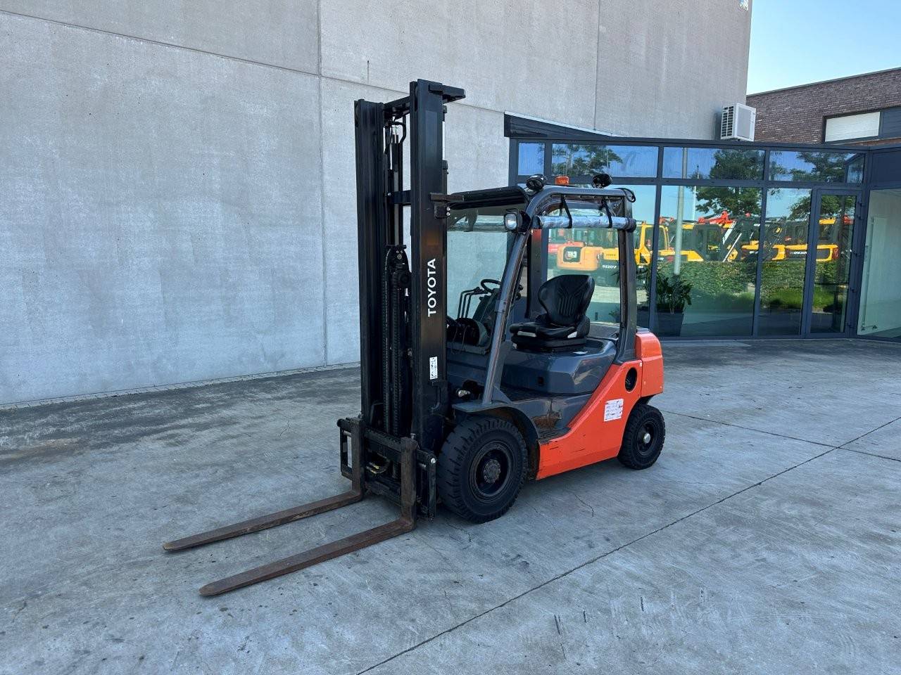 Forklift Toyota 02-8FDF20 Diesel 2000kg 4m 2012 | AuctionPort
