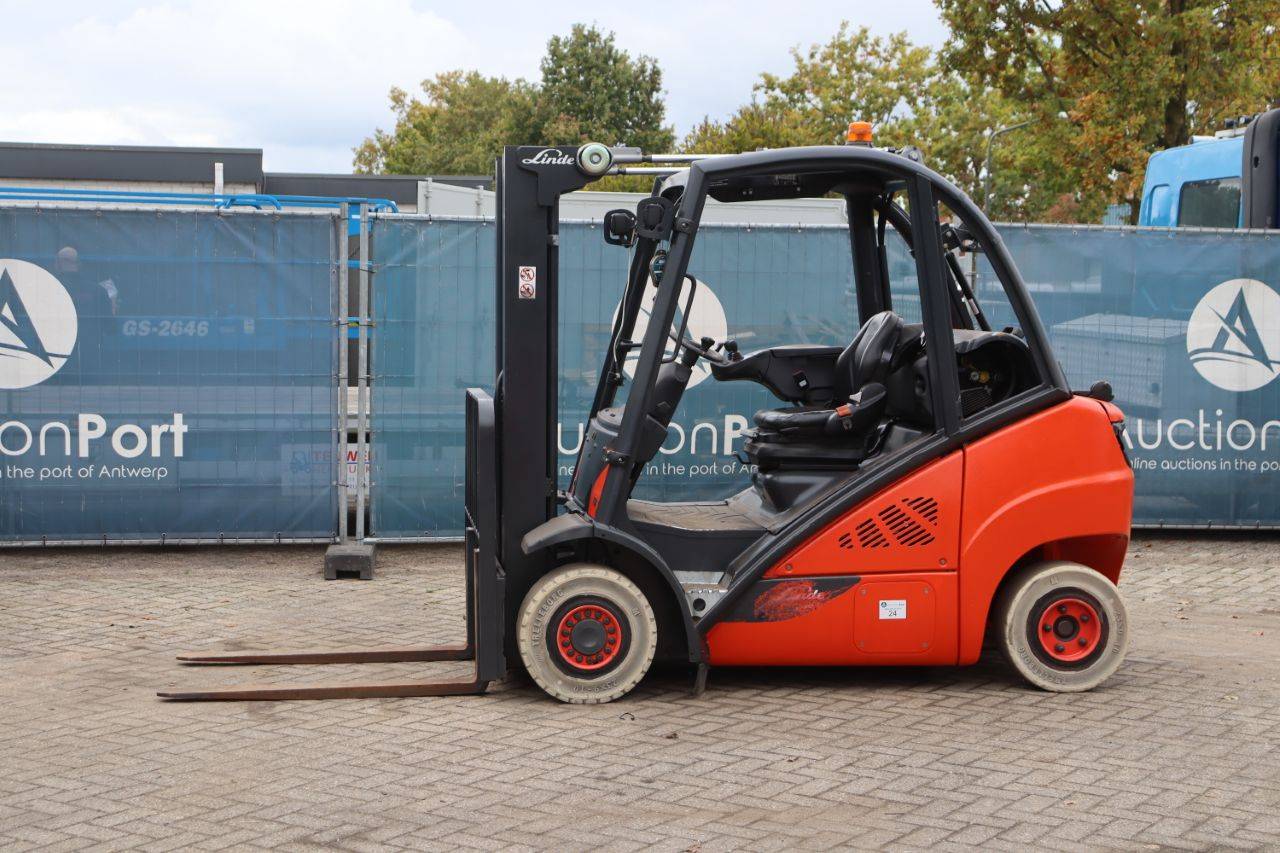 Heftruck Linde H25T-02 LPG 2500kg 7m 2019 veiling | AuctionPort
