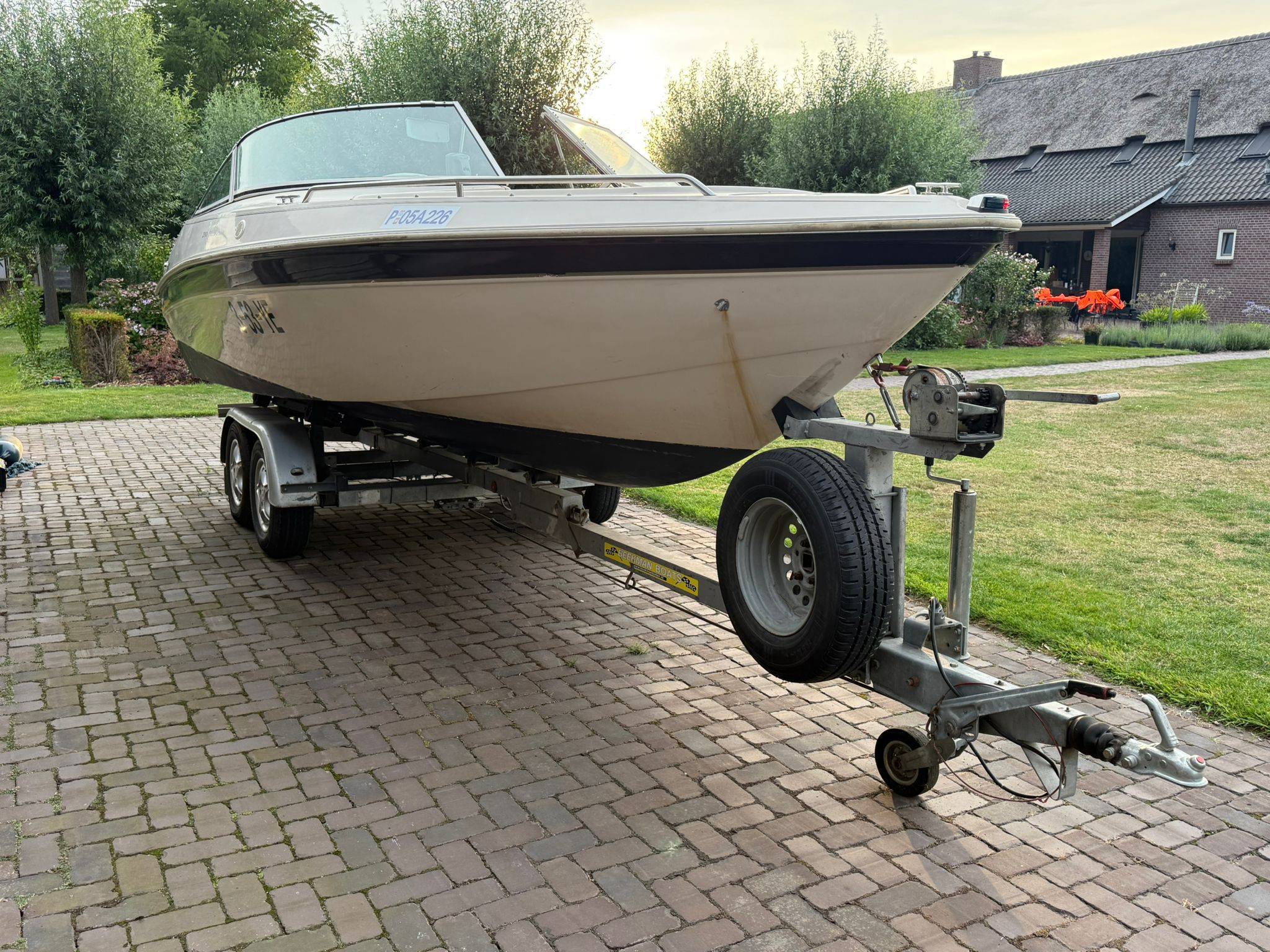 Speedboot Bayliner Scorpion 210 veiling | AuctionPort