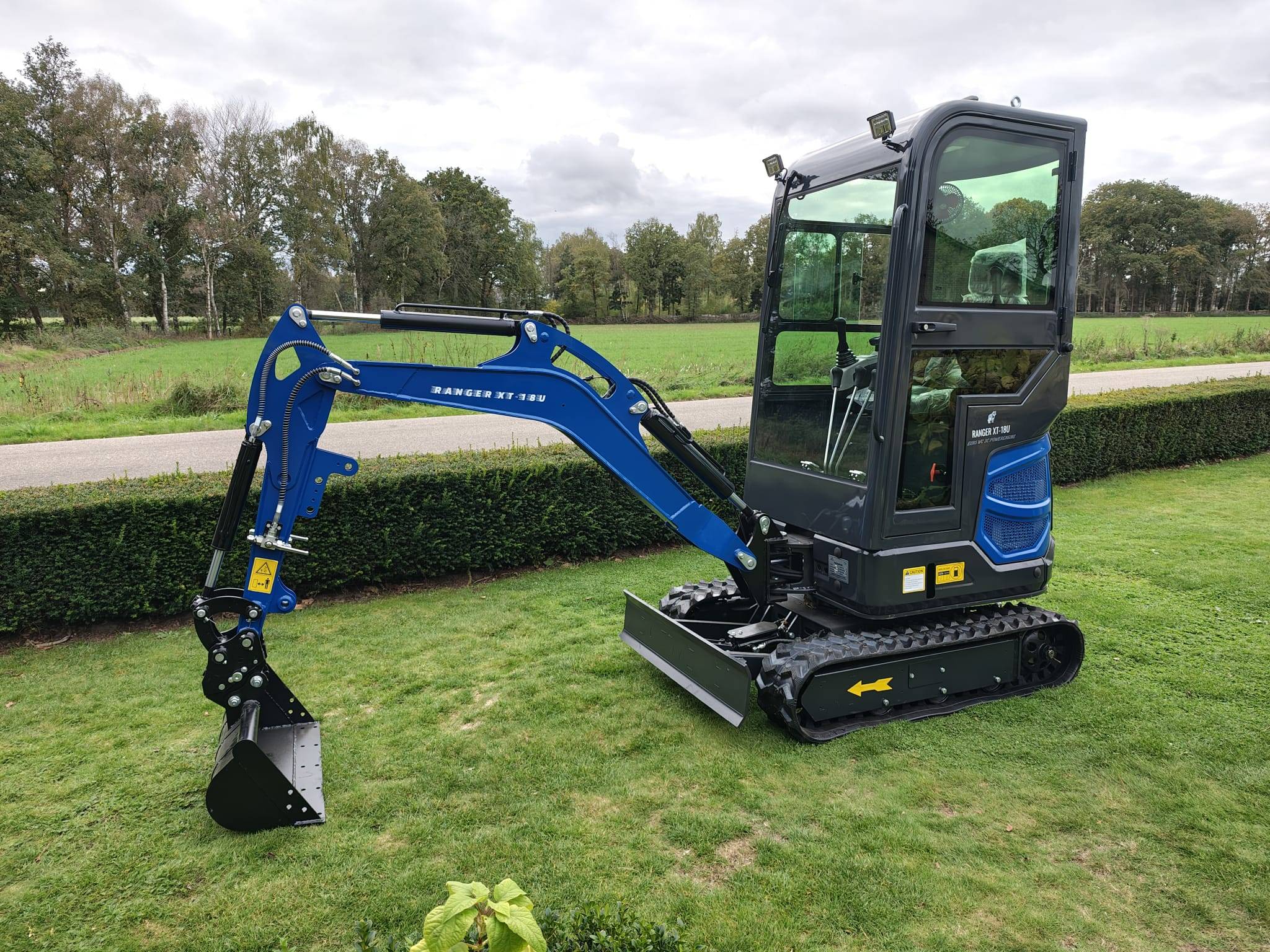 Mini-pelle Landward Ranger XT-18U Diesel 2025 neuve enchère