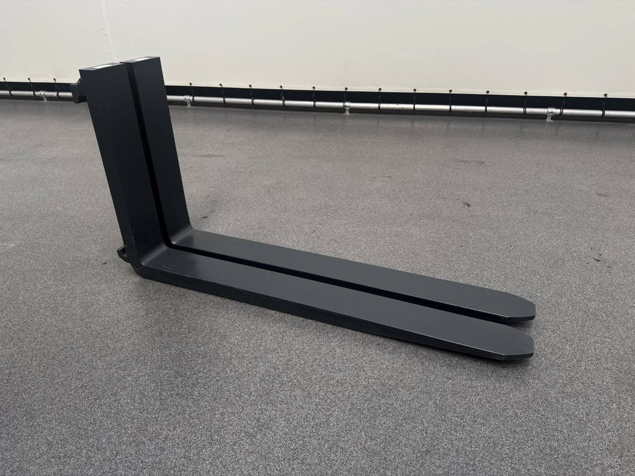 Forklift forks Cascade 1200x122x50mm New | AuctionPort