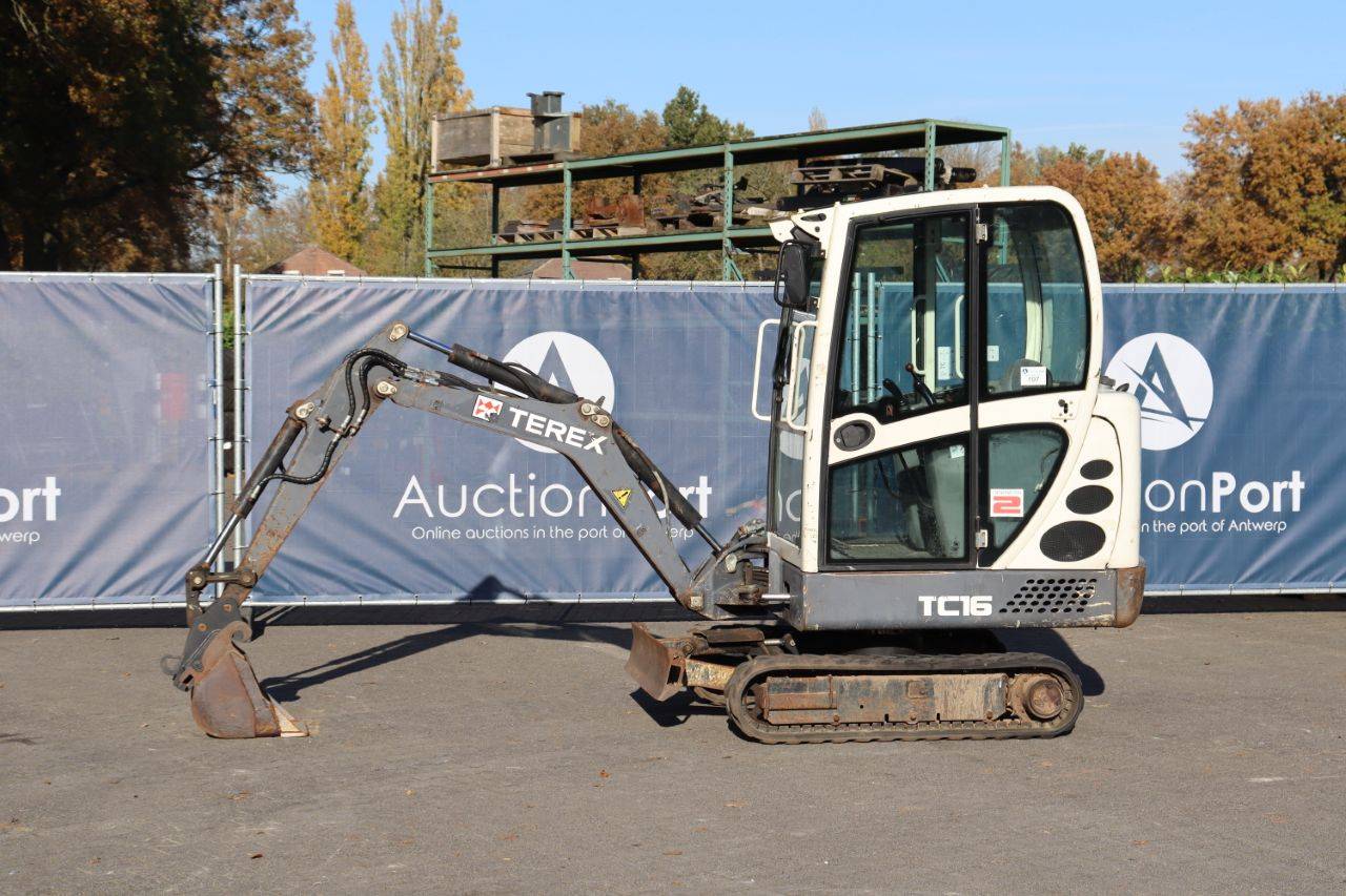 Minigraver Terex TC16 Diesel 2011 veiling | AuctionPort