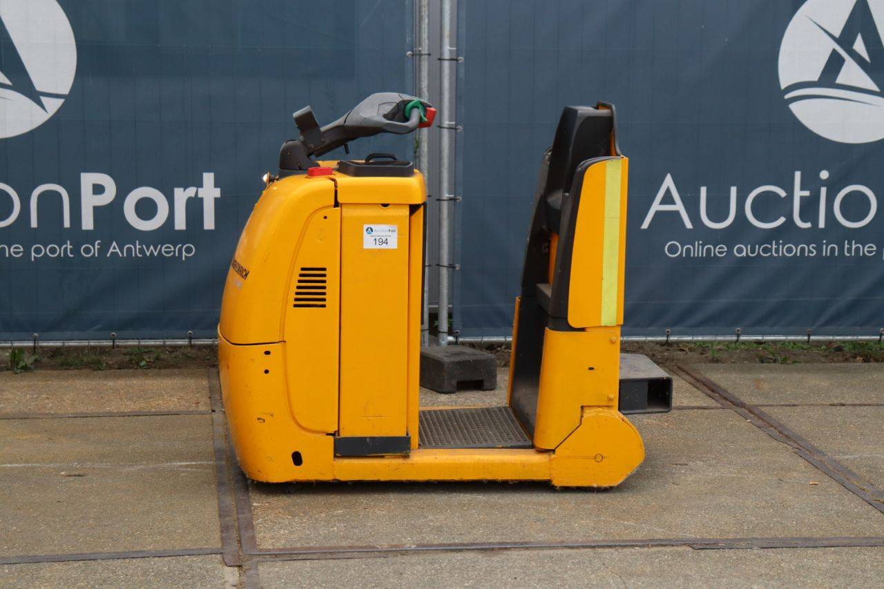 Elektrische trekker Jungheinrich EZS 350 Elektrisch 2011 aukti...
