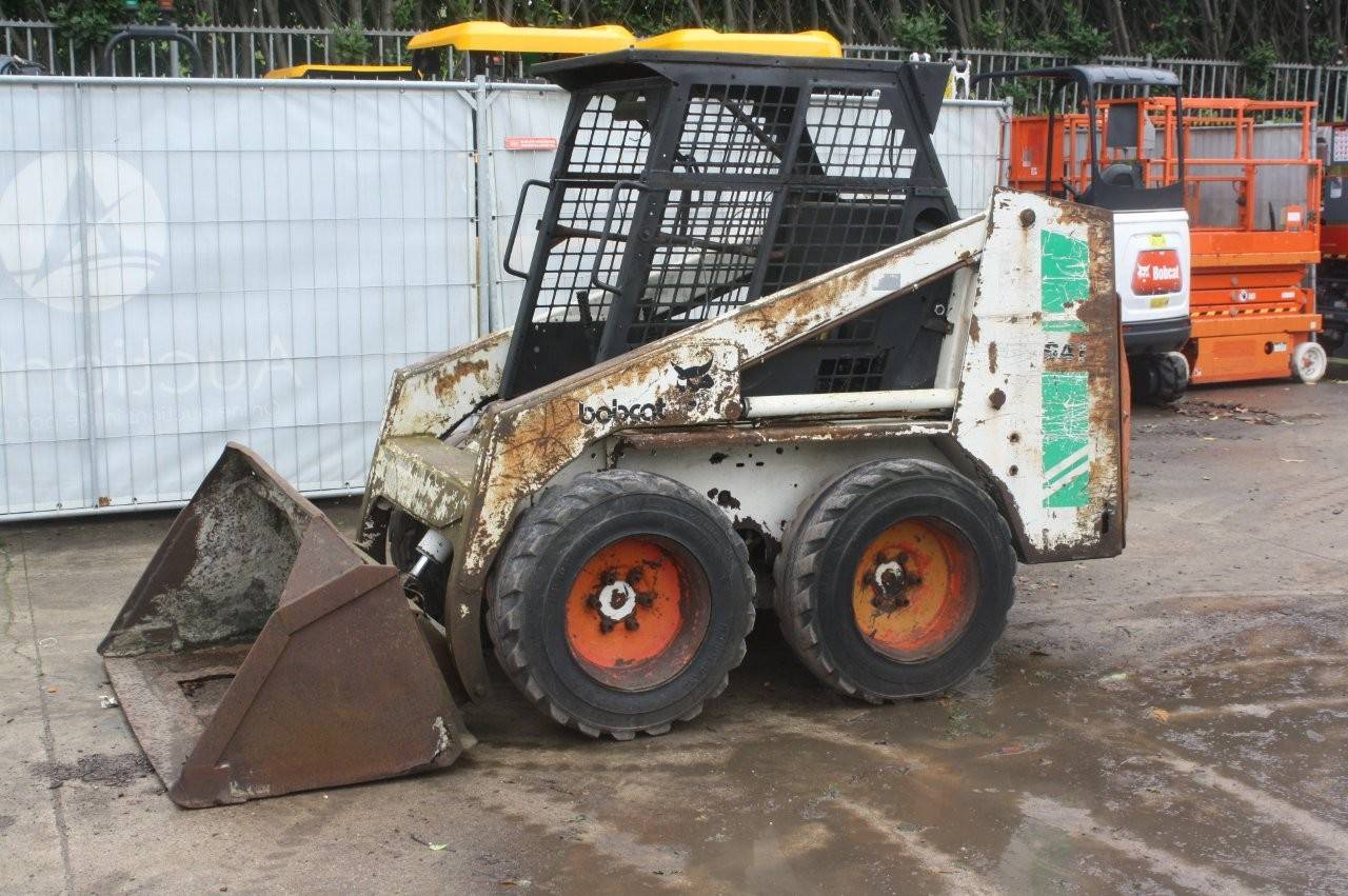 Schranklader Bobcat 641 Diesel 27.6pk veiling | AuctionPort
