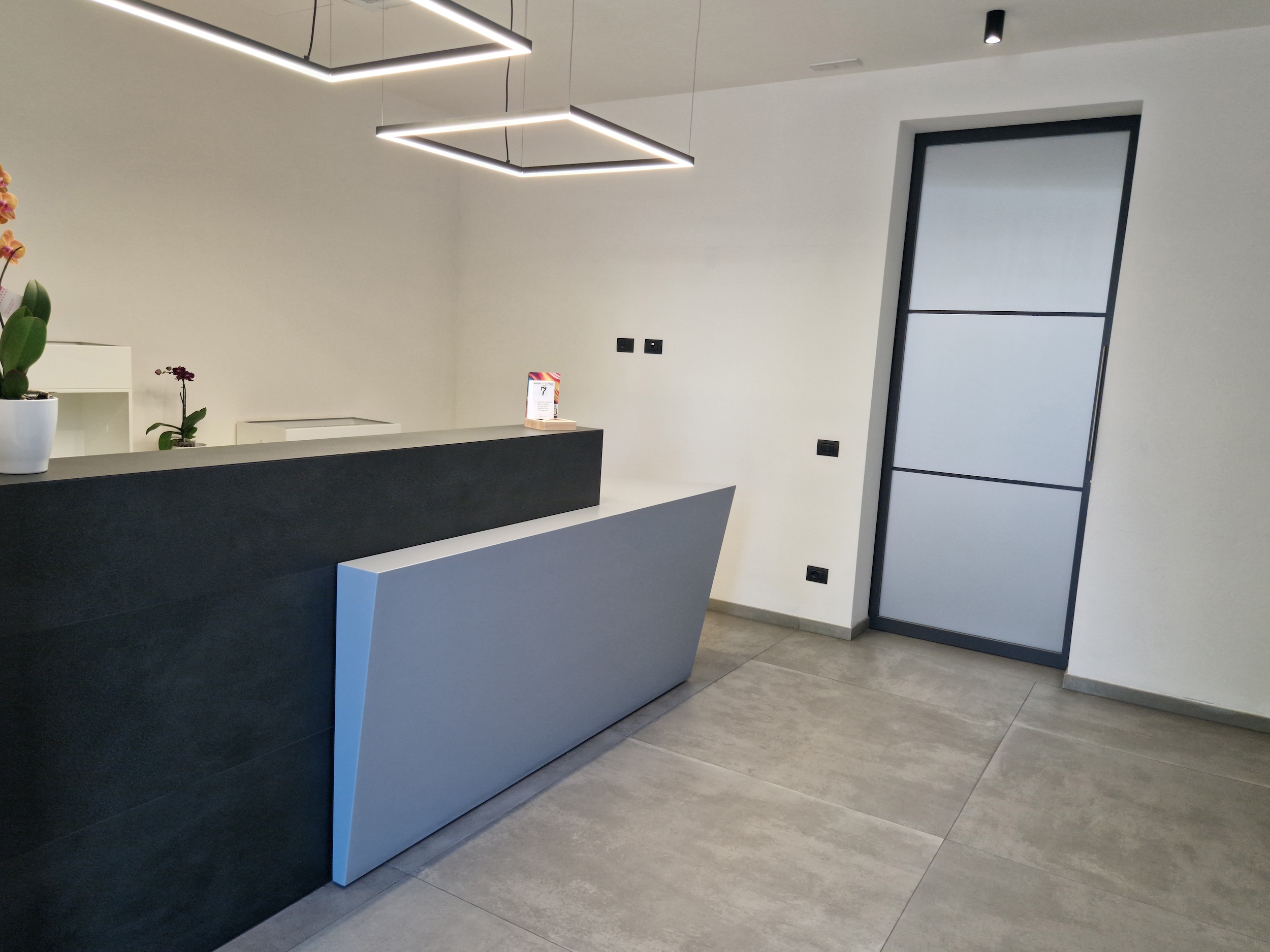 Gres porcellanato GCR per gli uffici Keytek