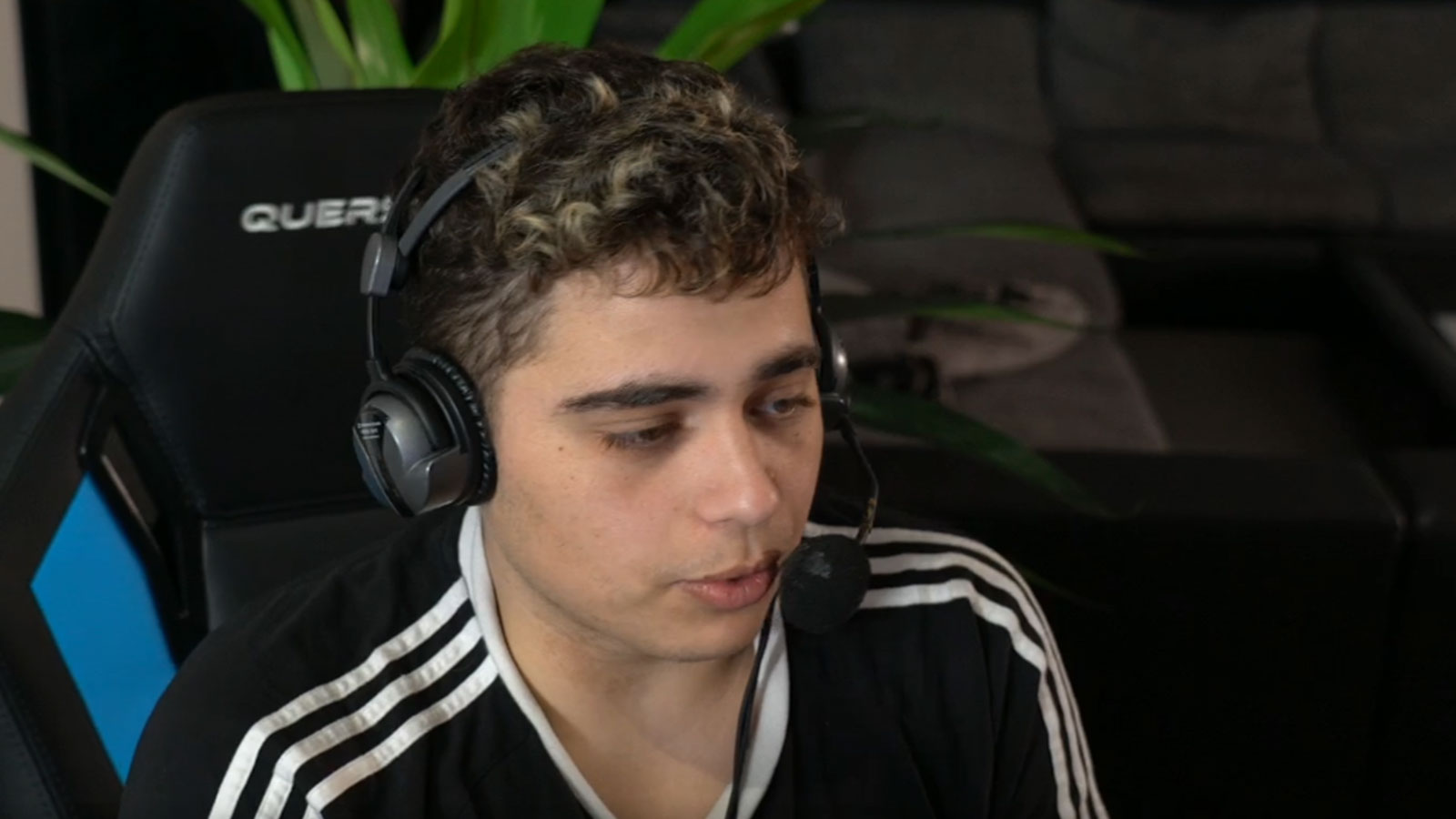 Kameto a lancé un grand débat autour de la Kameto Corp - Dexerto.fr