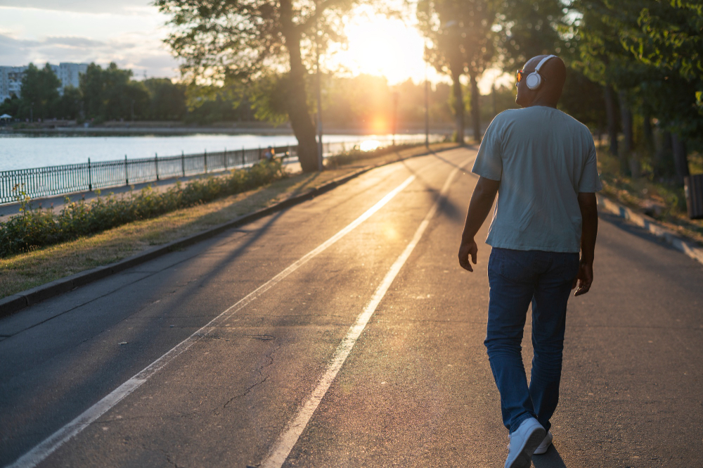 Benefits of walking backwards — boost balance, brain and knees