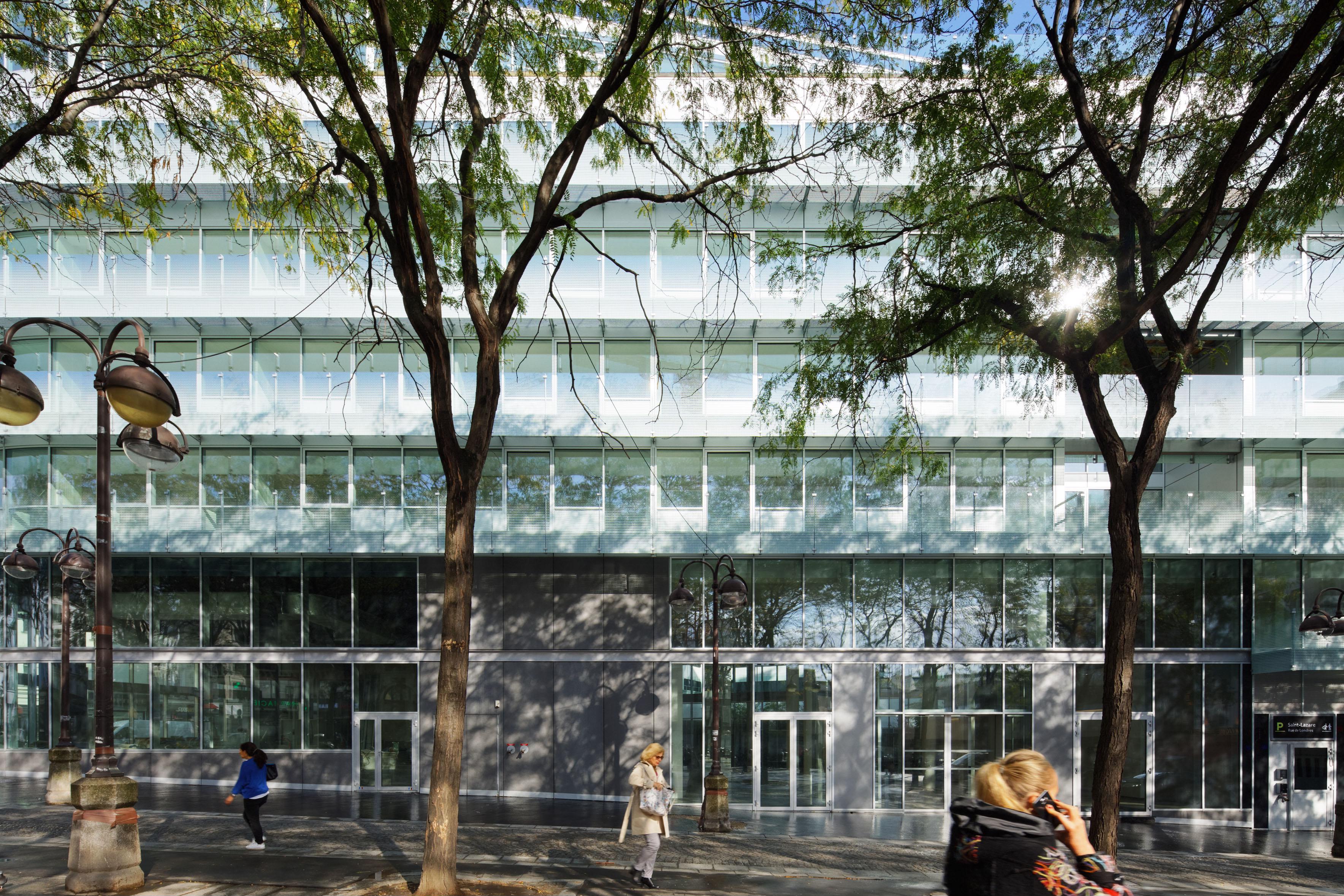 Reversibility of offices into housing in Paris - Scor building, Auber