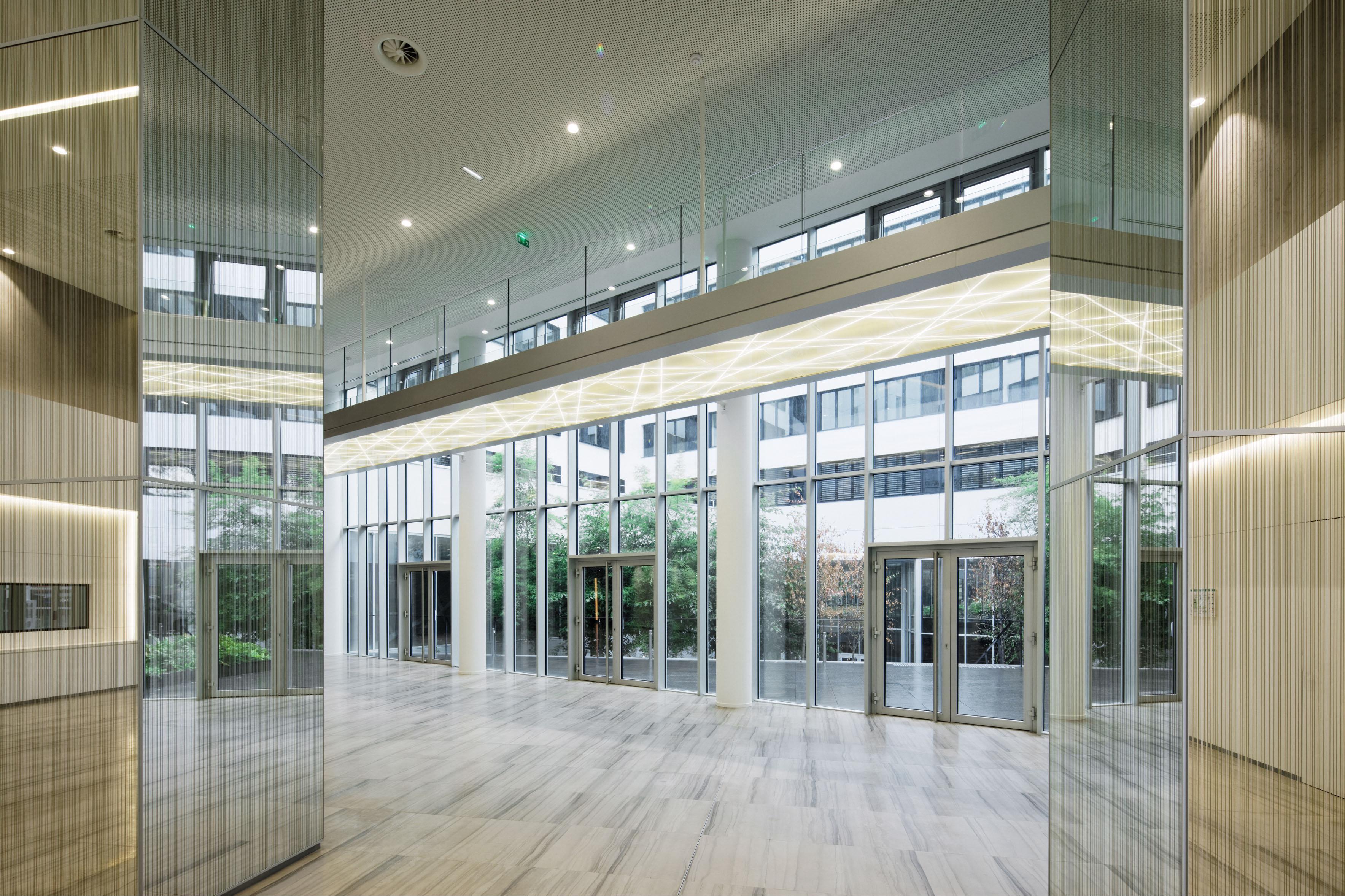 Reversibility of offices into housing in Paris - Scor building, Auber
