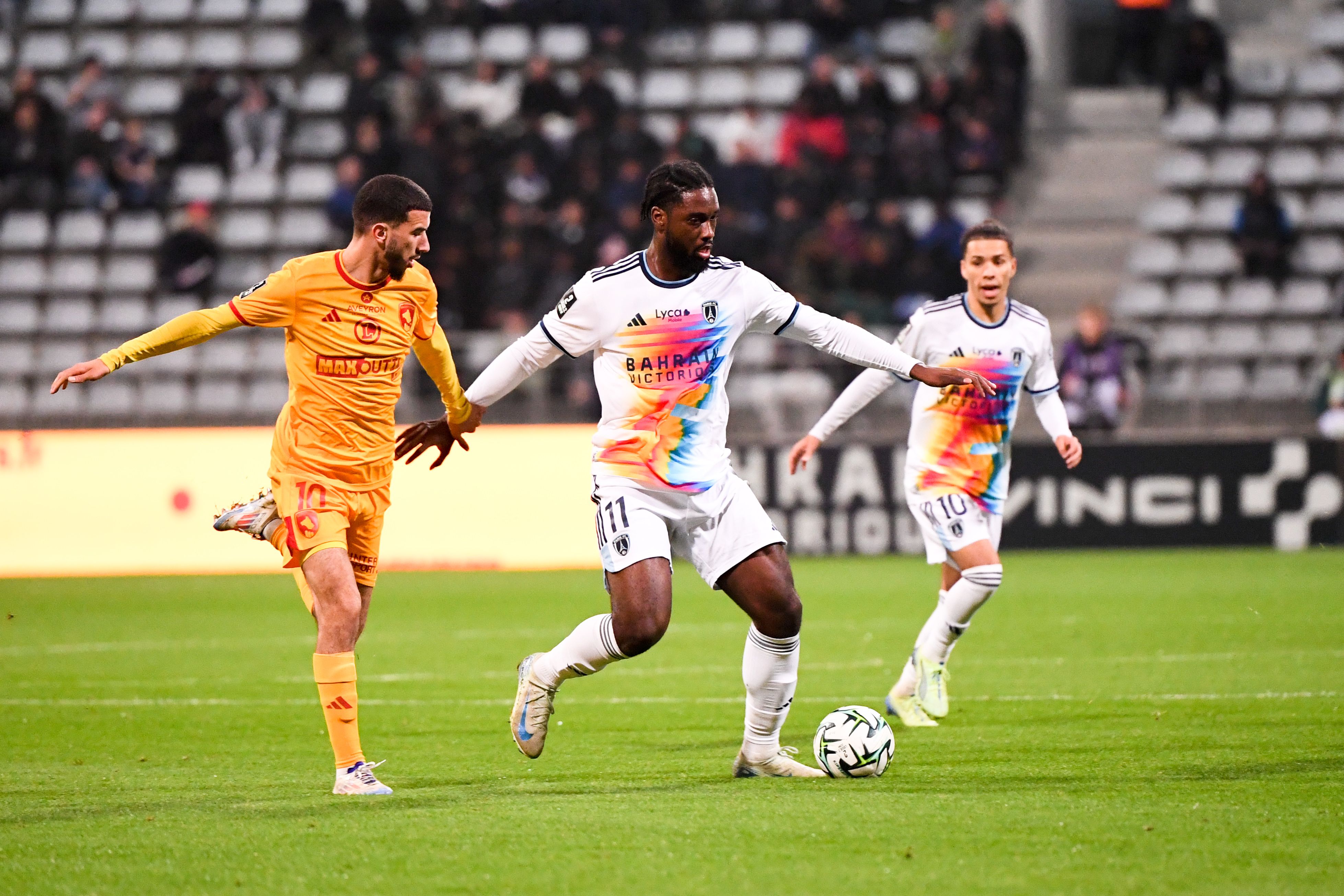 Ligue 2 Review #12: Goals galore between Paris FC & Rodez, Clermont ...