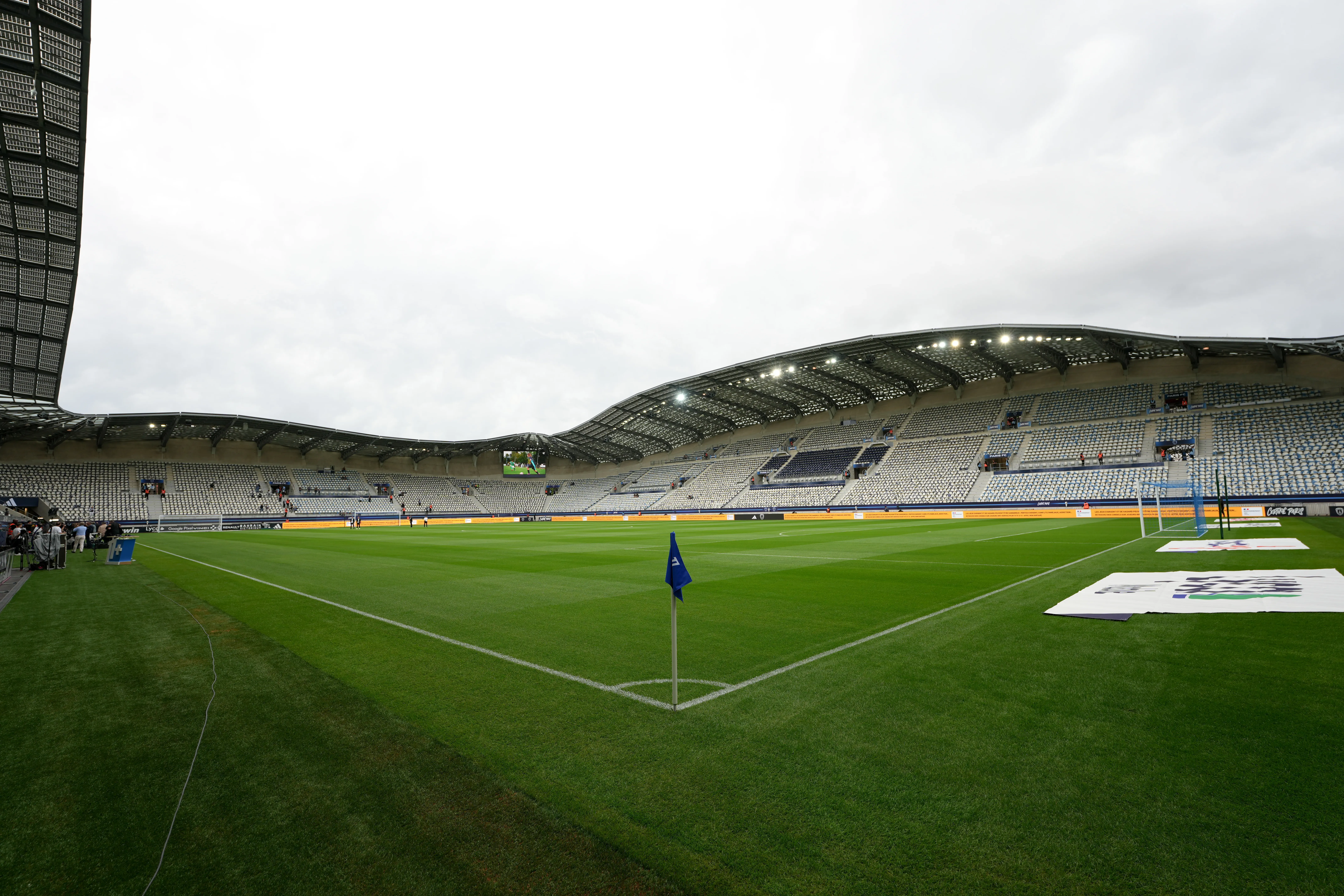 Derby Day: Paris FC and PSG reunited after 53 years