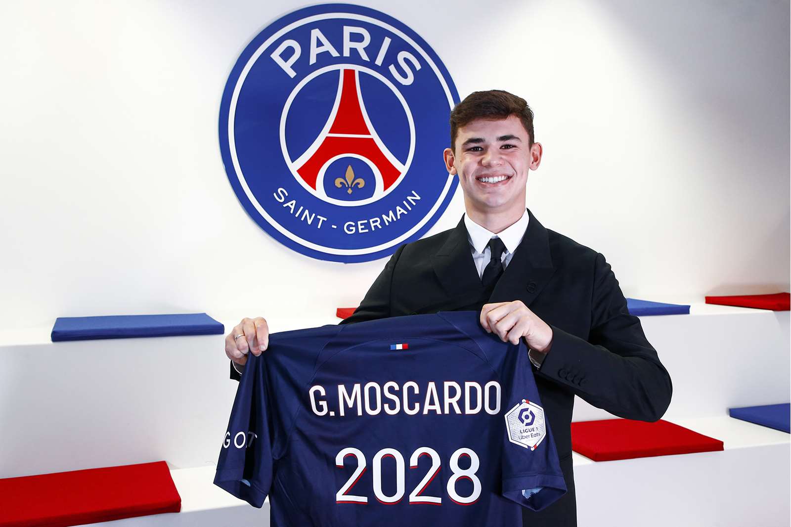Who is Gabriel Moscardo? Meet the newest PSG player