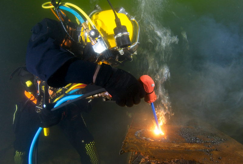 Centre Activités Plongée - VAE - TP Scaphandrier Travaux Publics