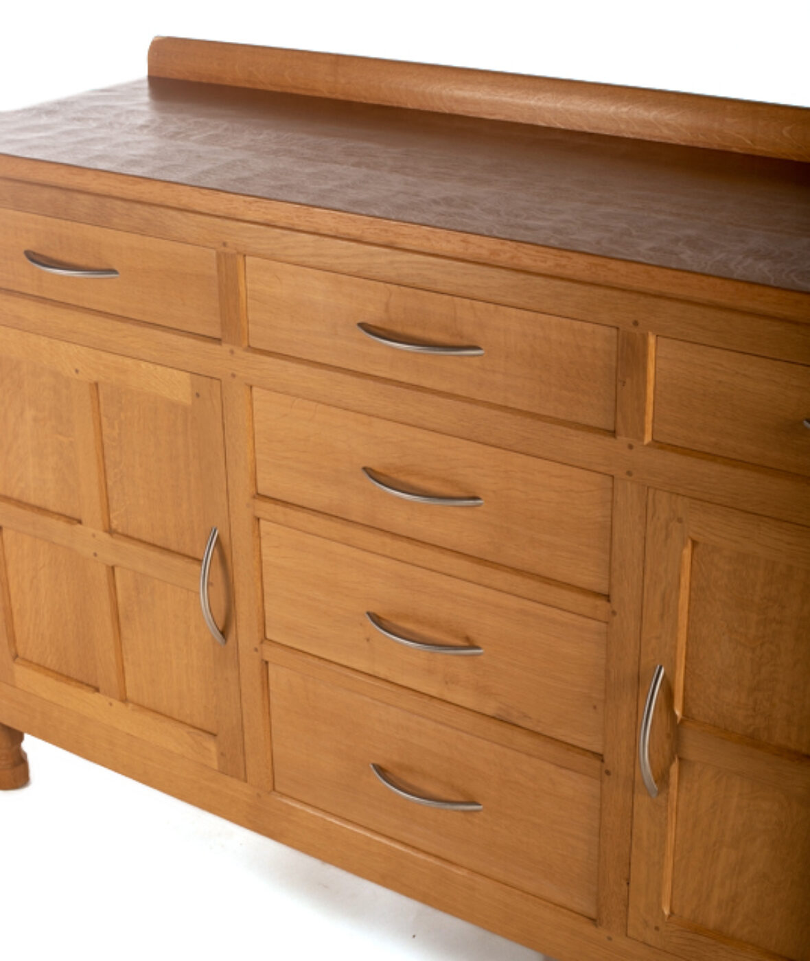 Classic Mouseman 5'0"Dresser Base