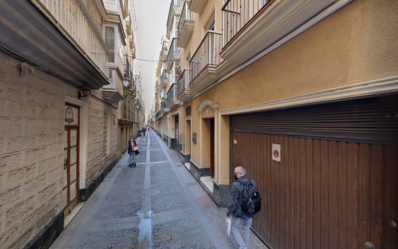 Peluquería Estrella Muñoz Arrante en Cádiz Reseñas y opiniones | Orwell