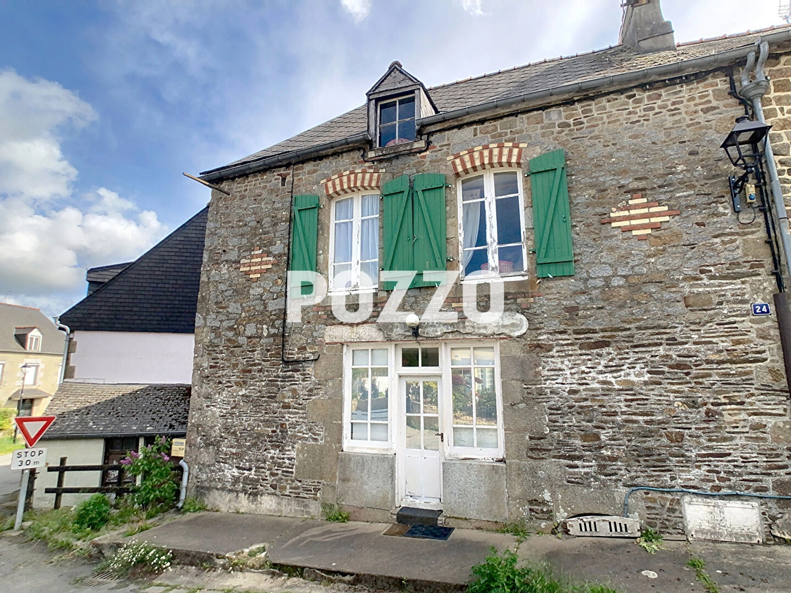 Maison à vendre BAZOUGES LA PEROUSE 3 pièce(s) 70m2 102 500