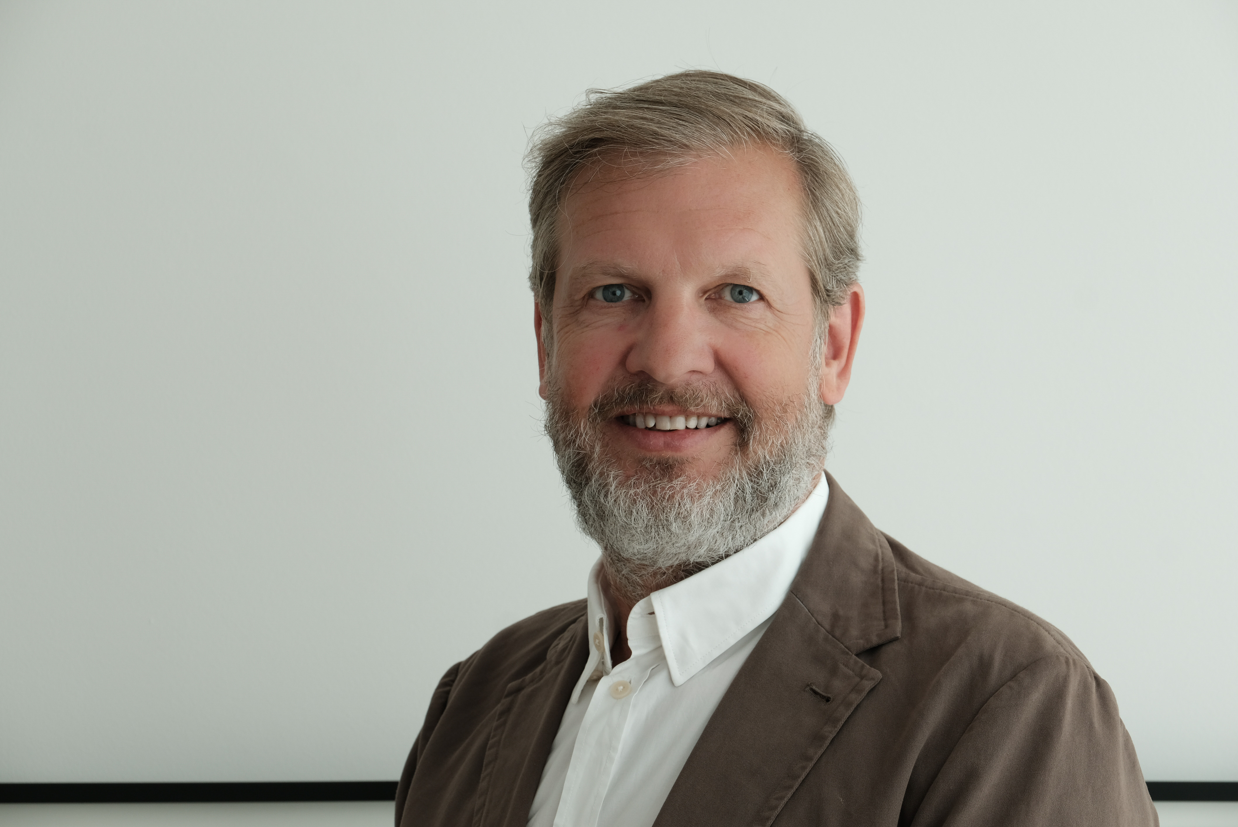 Phillip Vandervoort naar November Five - PUB