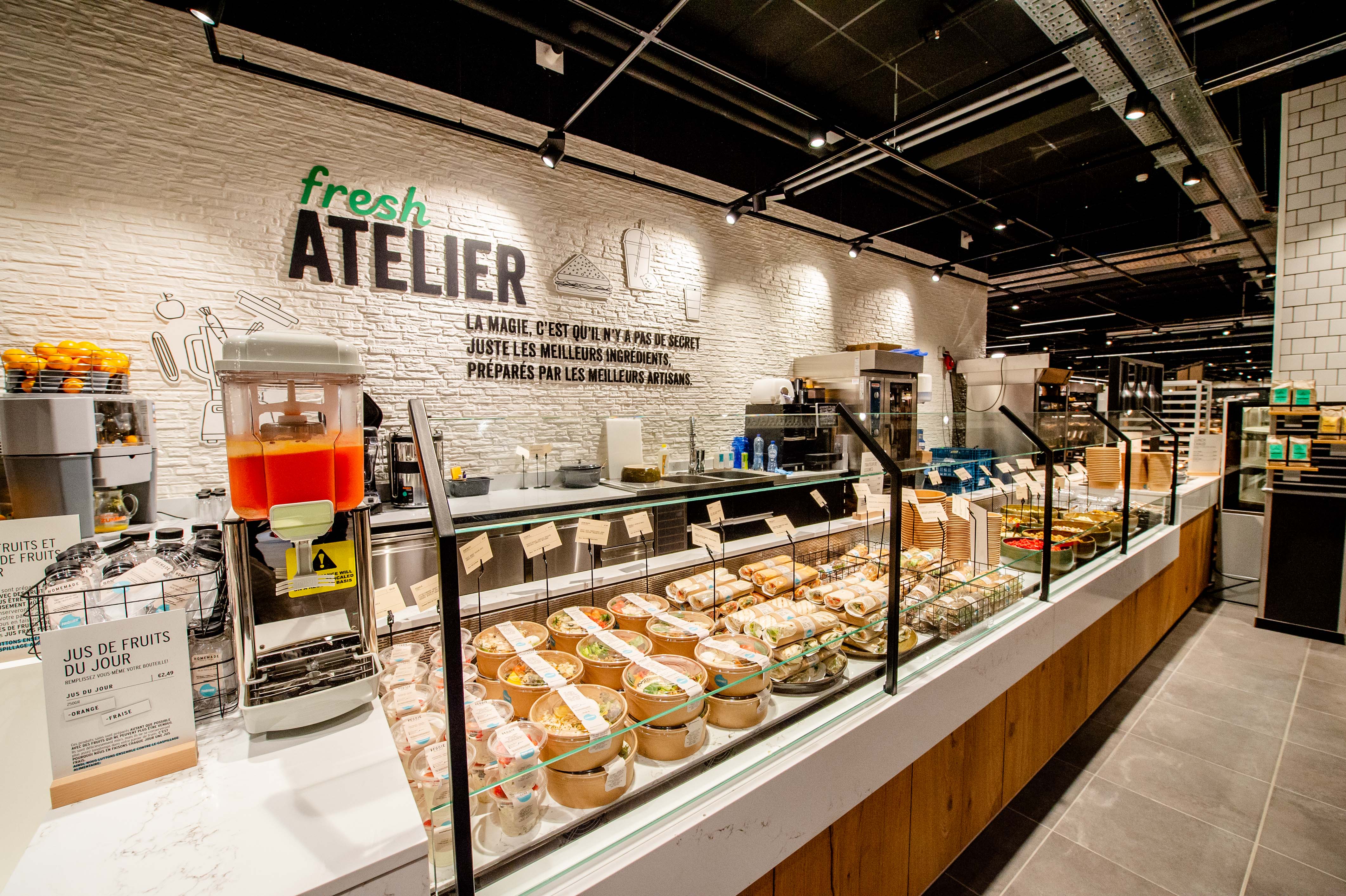 Delhaize collabore avec Deliveroo et Takeaway.com pour des repas ...