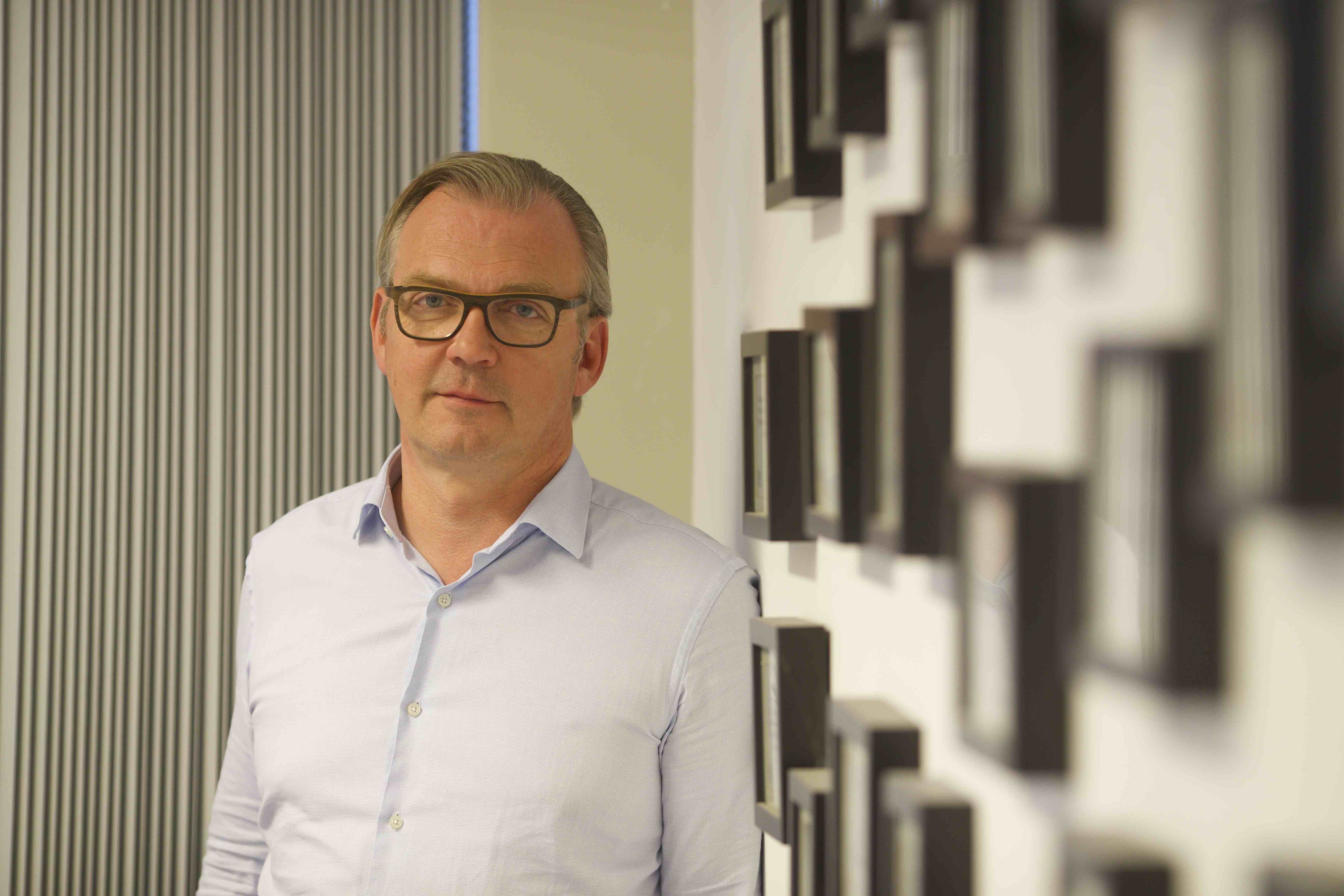 Scènes uit de toekomst: Michel Libens (Propaganda) - PUB