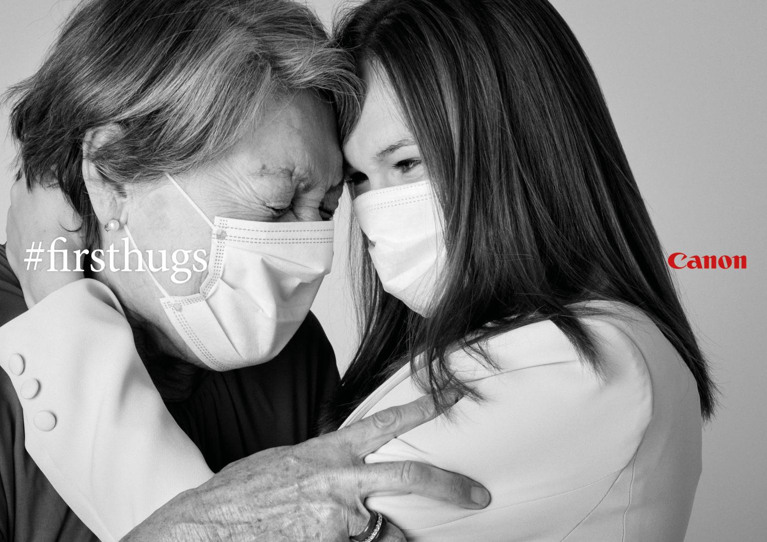 De first hugs van Happiness, Canon, Lieve Blancquaert en Eén - PUB