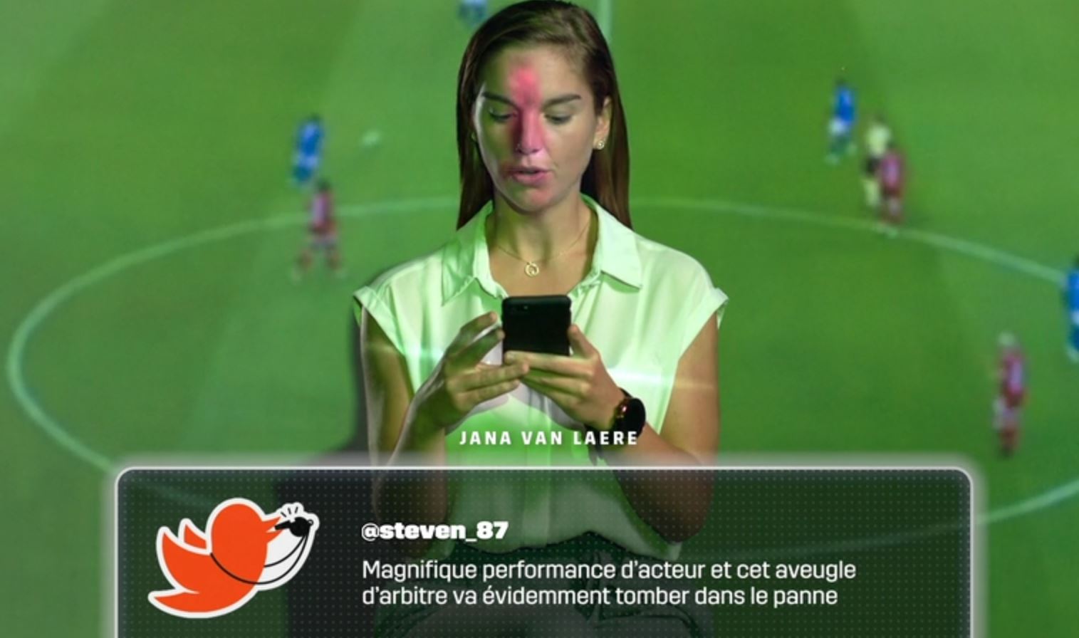 De Vloer siffle les arbitres du RBFA - PUB