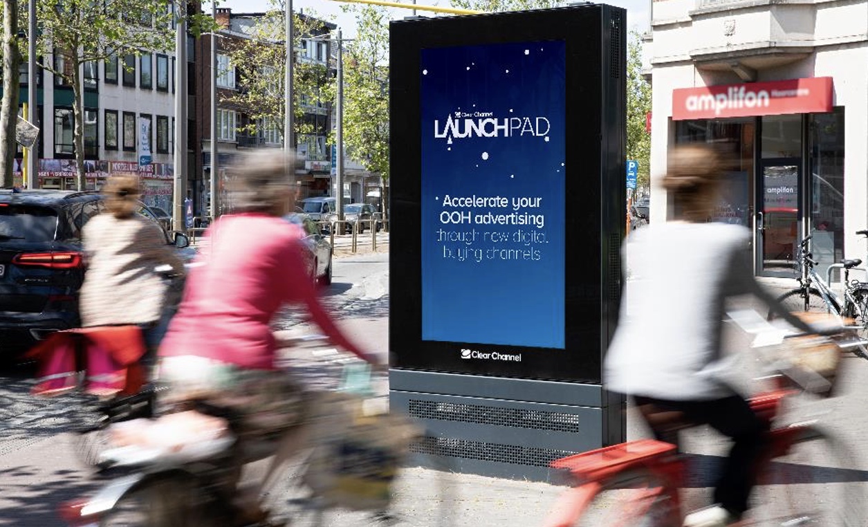 Clear Channel étend son offre programmatique DOOH - PUB