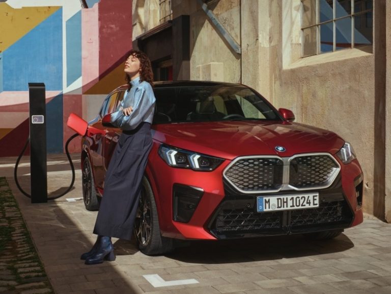 Une plongée captivante dans l'univers BMW avec The Marcom Engine - PUB