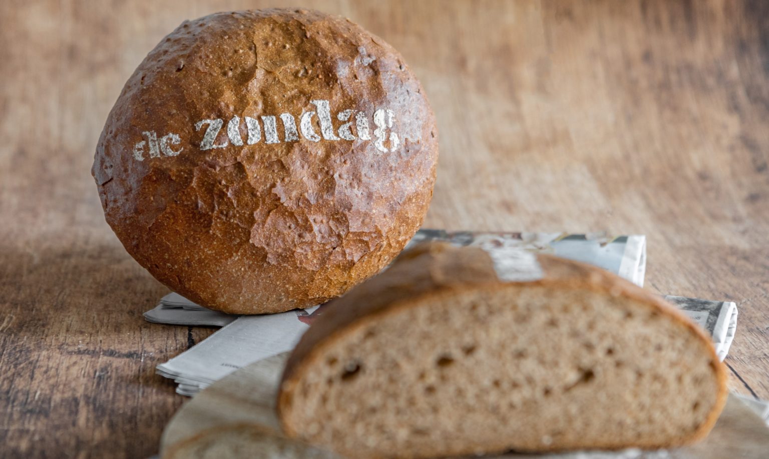 De Zondag lanceert Zondagsbrood - PUB