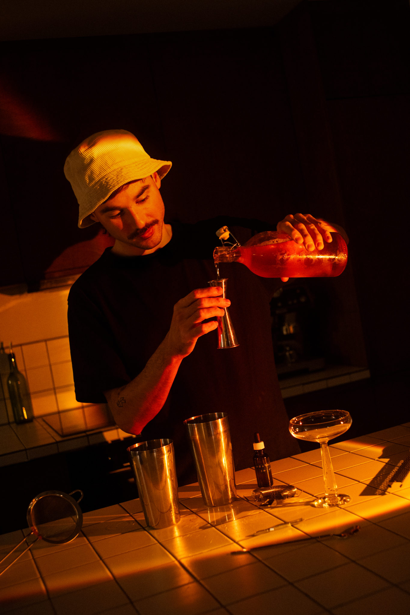 GEOFFREY MASSE COCKTAILS: “HET LEVEN IS TE KORT OM ALLES TE PROBEREN EN ...