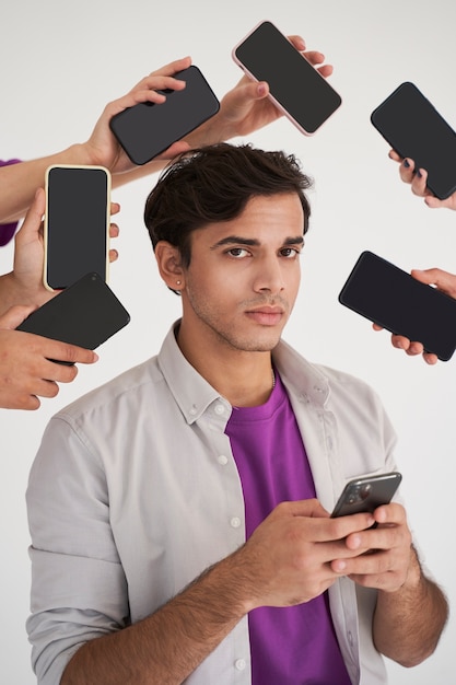 ¿Quién es el Dueño de la Marca iPhone?