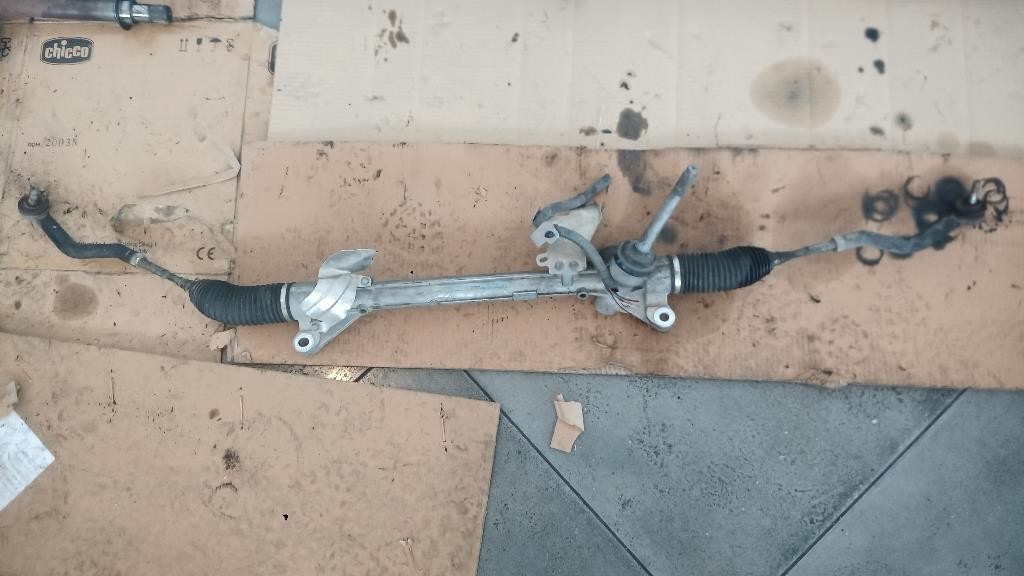 SCATOLA DELLO STERZO NISSAN Qashqai Serie 480014EH0B diesel 1461 (14>)