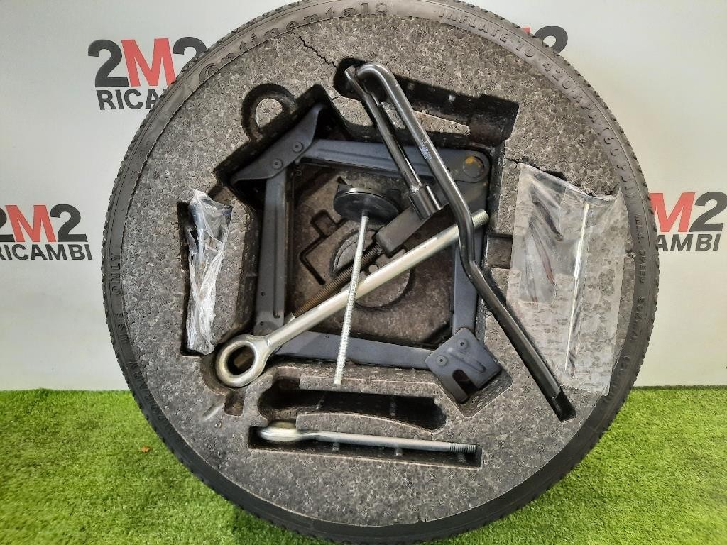 KIT ATTREZZI RUOTINO DI SCORTA FIAT 500 L Serie (351_352) 51921404 ...