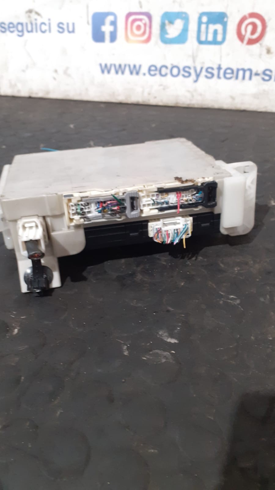 BODY COMPUTER TOYOTA Yaris Serie (11>13)