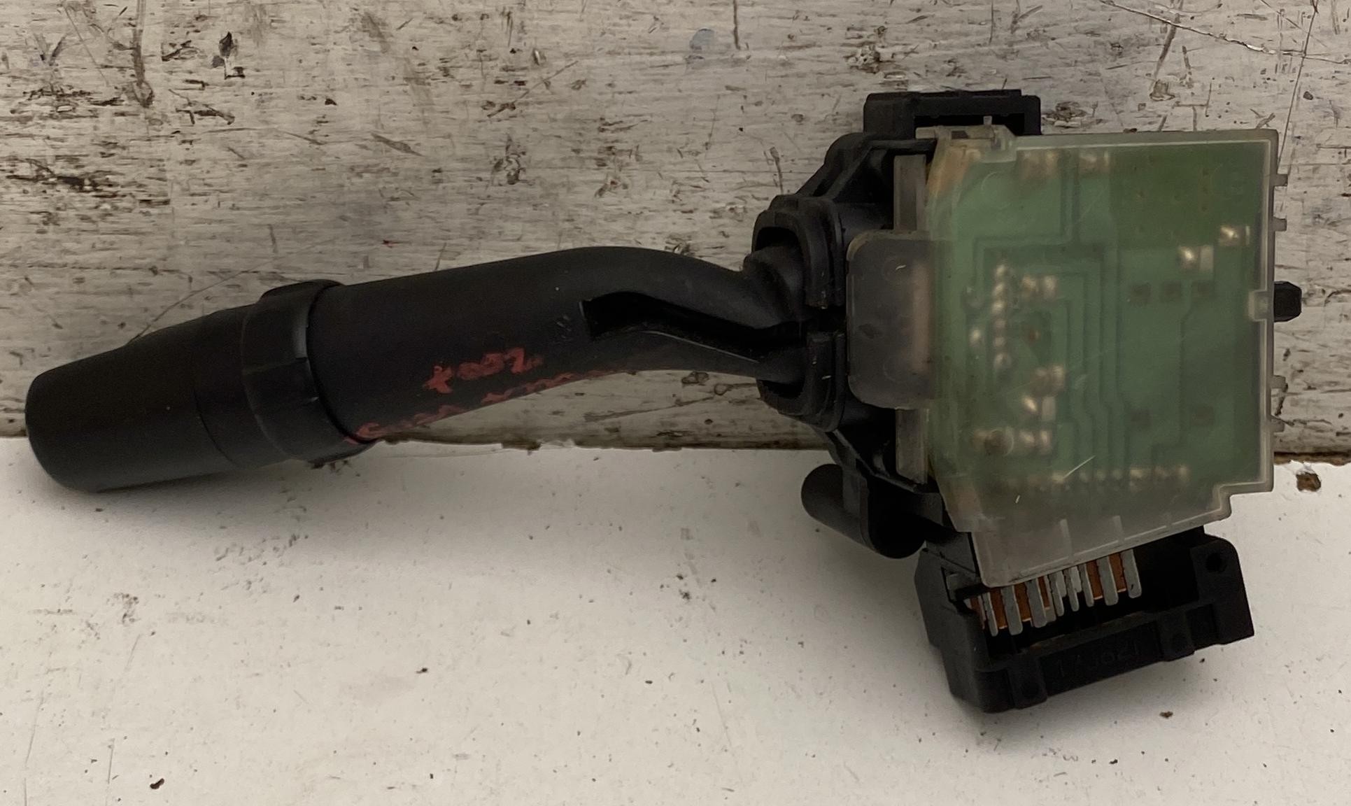 DEVIOLUCI DESTRO TOYOTA Corolla Verso 2° Serie (04>09)