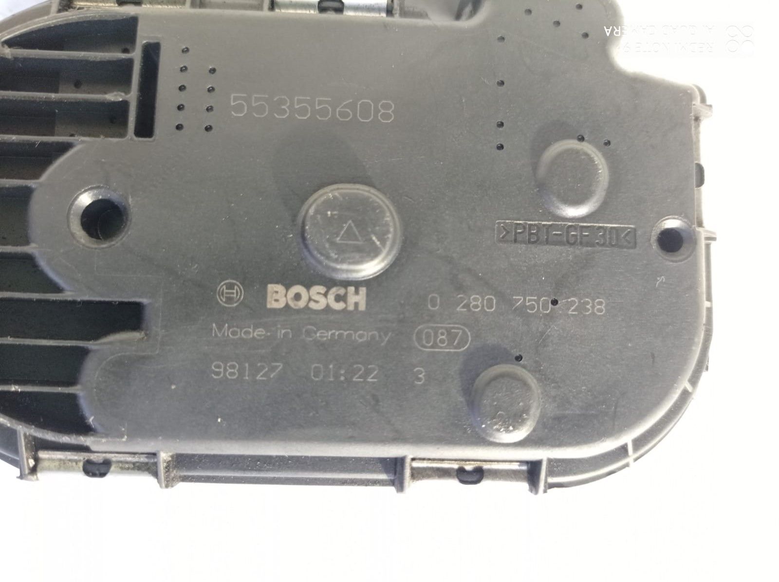 CORPO FARFALLATO OPEL Corsa D 3P 1° Serie 55355608 Diesel 1600 (06>)